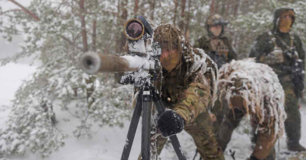Freezing Winds -harjoitus piiskasi merisotilaita räntäsateella ja ...