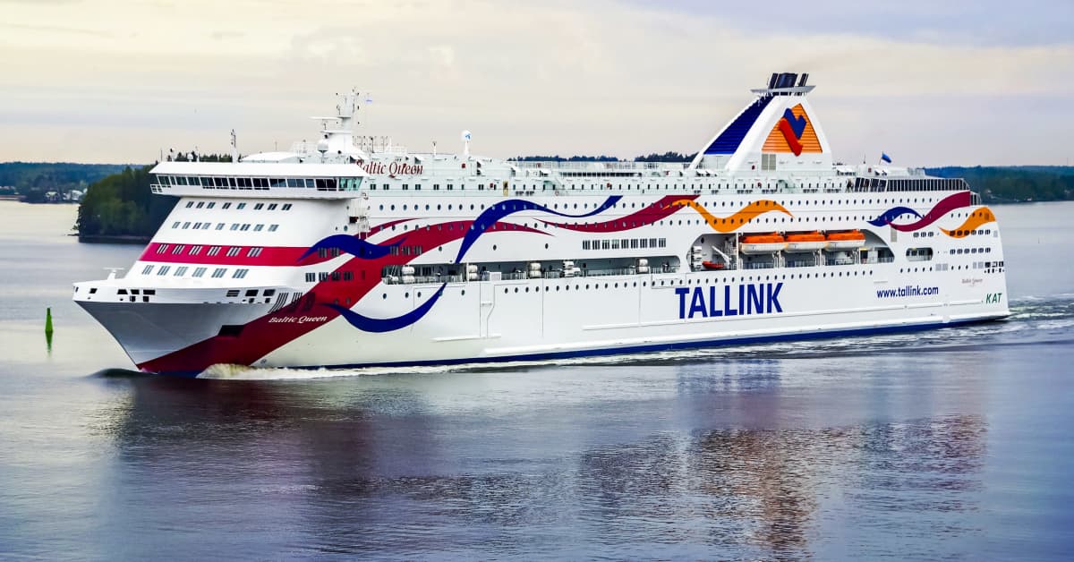 Tallinkin Baltic Queen saa huoltotauolla runkoonsa veden vastusta vähentävää grafiittimaalia ...