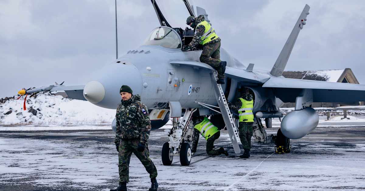 Finnish jets patrol Iceland's airspace in Nato operation | Yle News | Yle