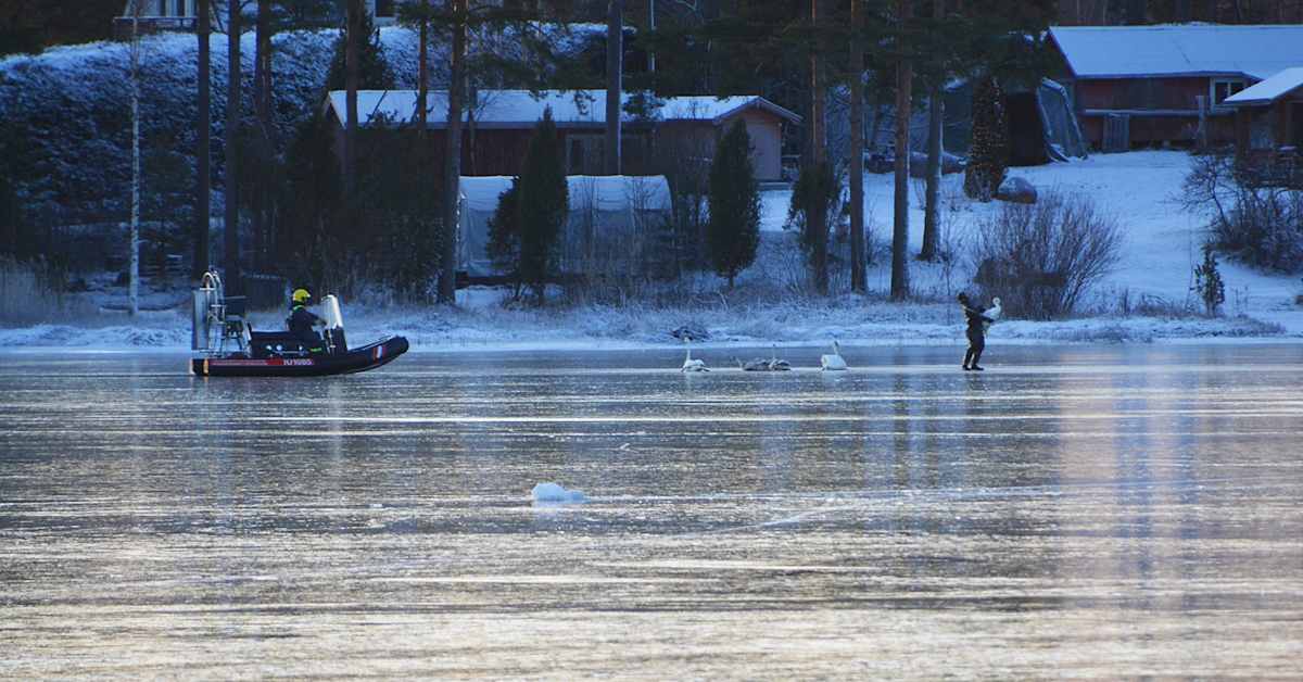 Person som gick genom isen i Närpes omkom | Österbotten | Svenska Yle
