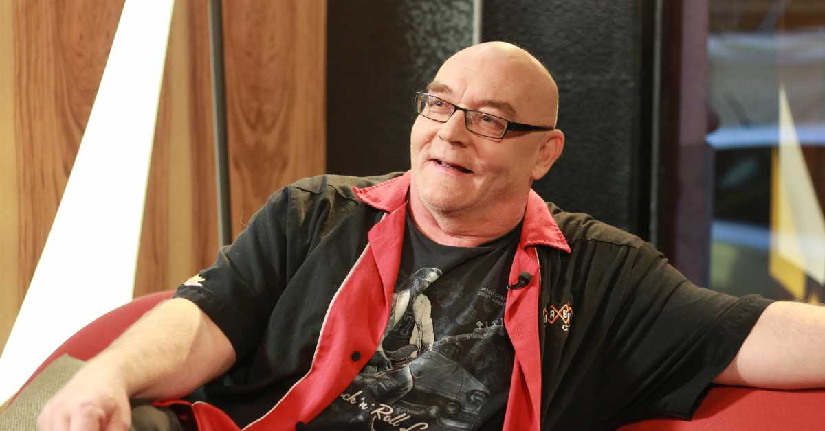 Atik Ismail: Åttiotalet var fotboll och fest | Yle Fem | Svenska Yle