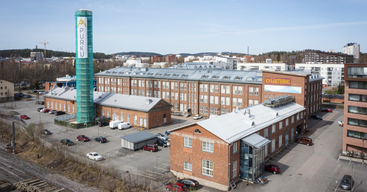 Kivääritehtaan piippu kunnostetaan Jyväskylässä turvallisuuden ...