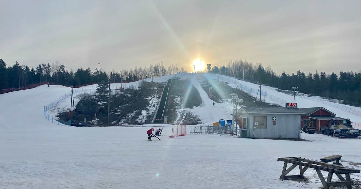 Sateet ja lämpötilavaihtelut lyhensivät laskettelukautta Vaasan ...