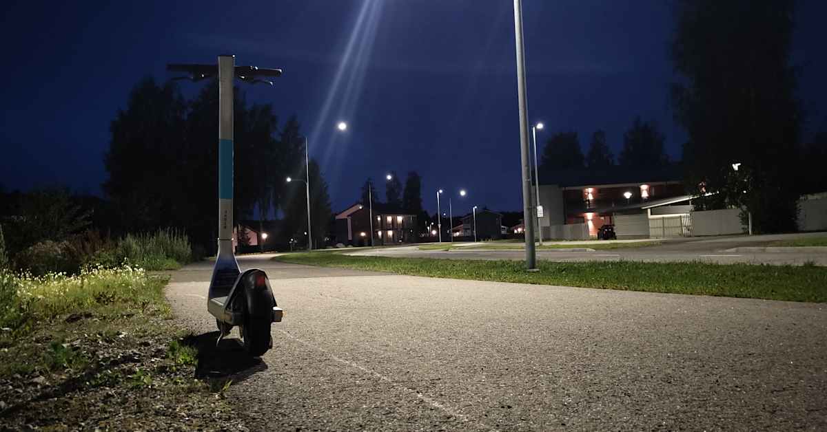 Mikkeli kielsi sähkö­potku­laudat viikon­loppu­öinä – yhtenä syynä se ...