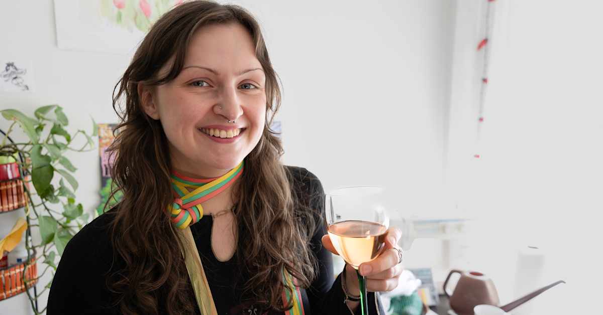 Kotiviini vaatii tarkkuutta ja vaivaa – opiskelijat pitävät perinnettä ...