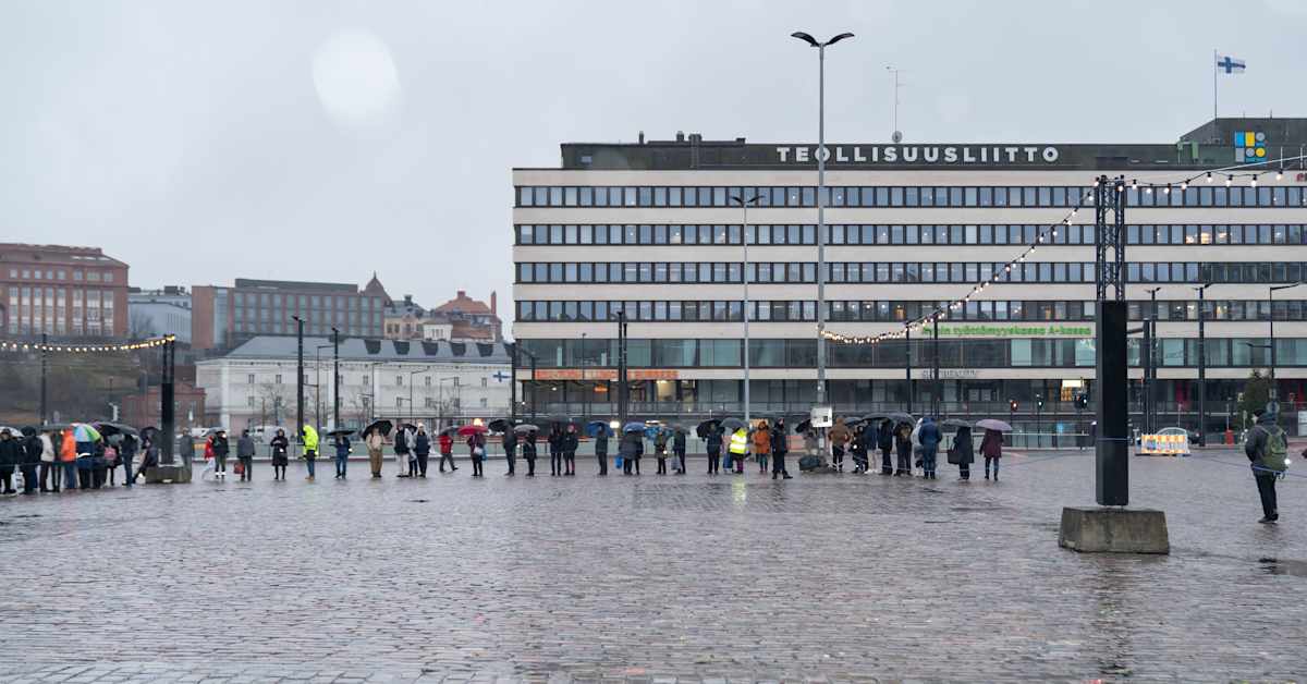 Antalet låginkomsttagare steg och inkomstskillnaderna växte i fjol ...