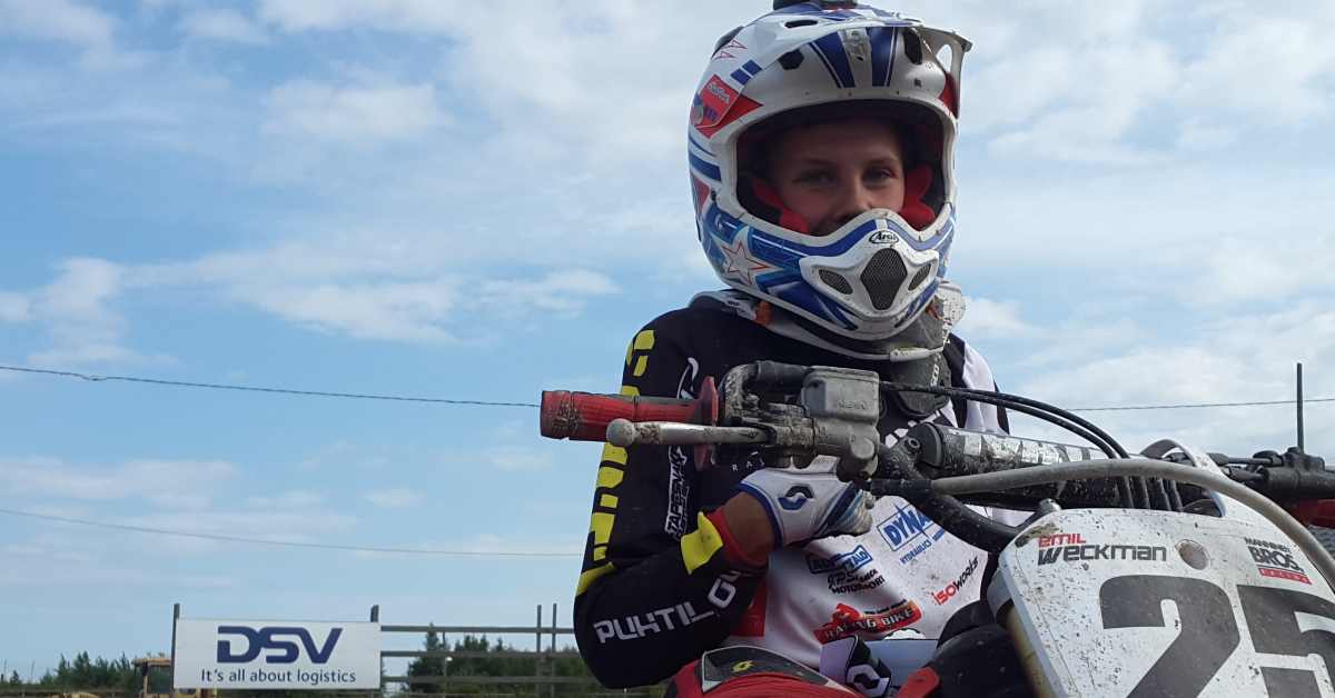 Sibbosonen Emil Weckman, 14, Europamästare i motocross | Sport | Yle