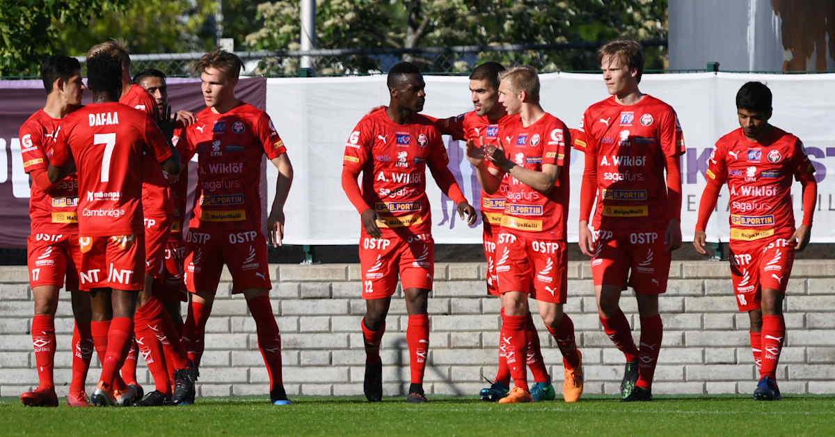 Klar seger för Jaro i hemmapremiären – Topi Järvinen tvåmålsskytt mot ...