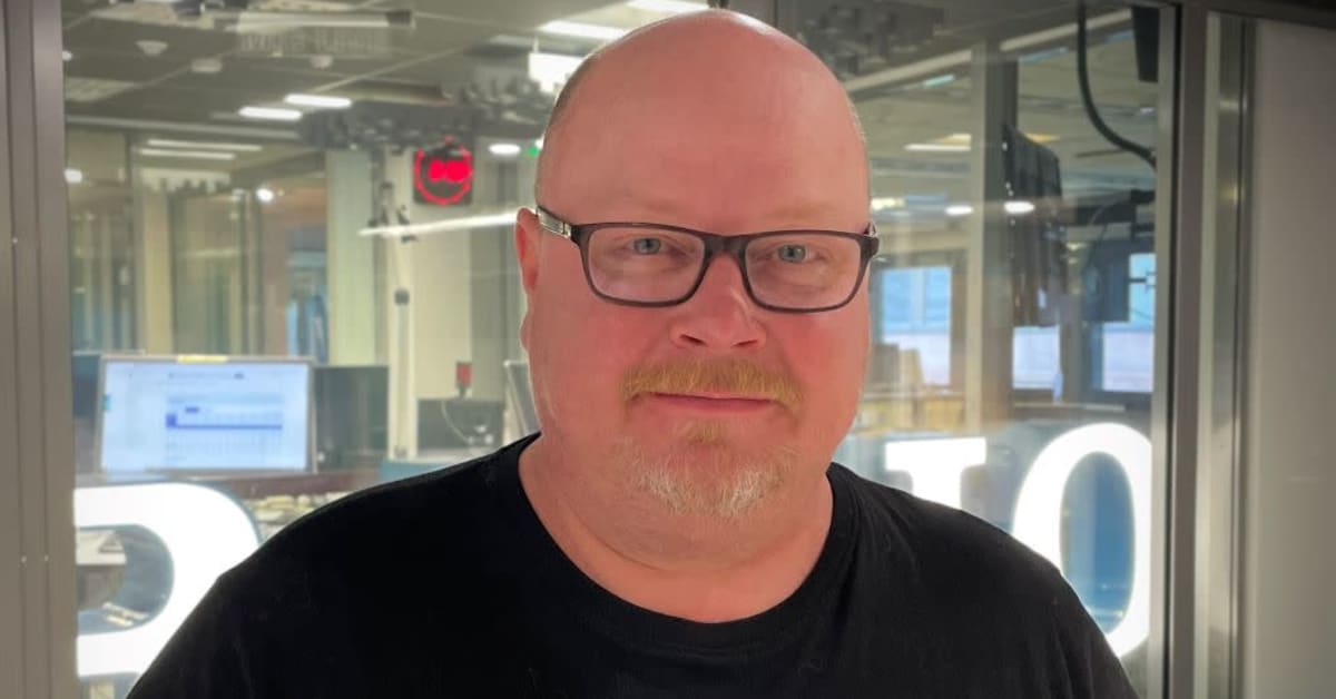 Tamperelainen Riku Suokas käsikirjoittaa ohjelmaa yhdessä Mies ja ...