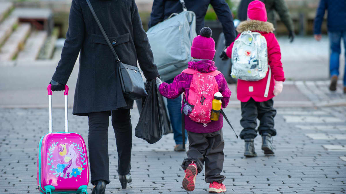 Joka seitsemännellä lastensuojelun sosiaalityöntekijällä liian paljon ...
