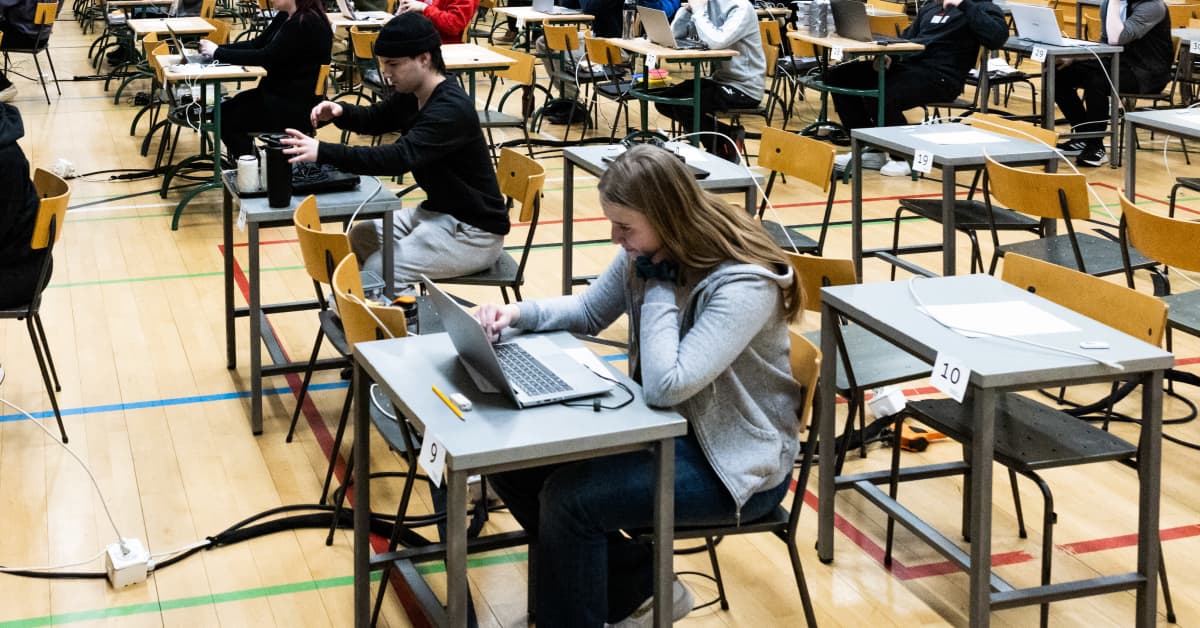 Education minister "confident" Finland will introduce English-language matriculation exam by ...