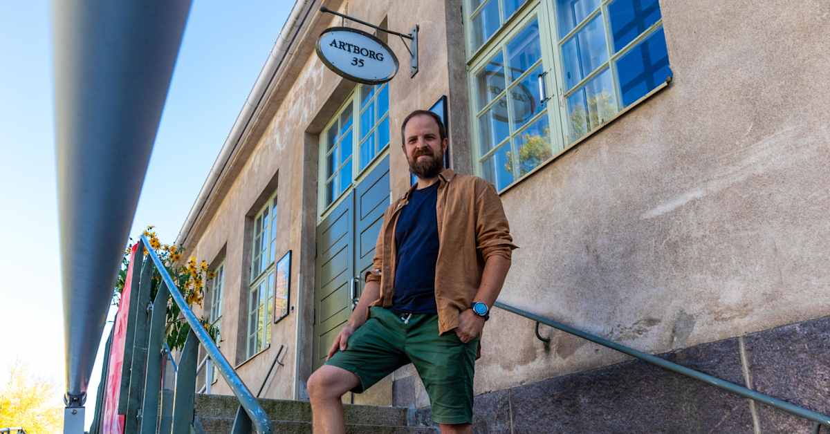 Artborg skapar åter konst för full maskin i Nickby: ”Det är liv i huset ...