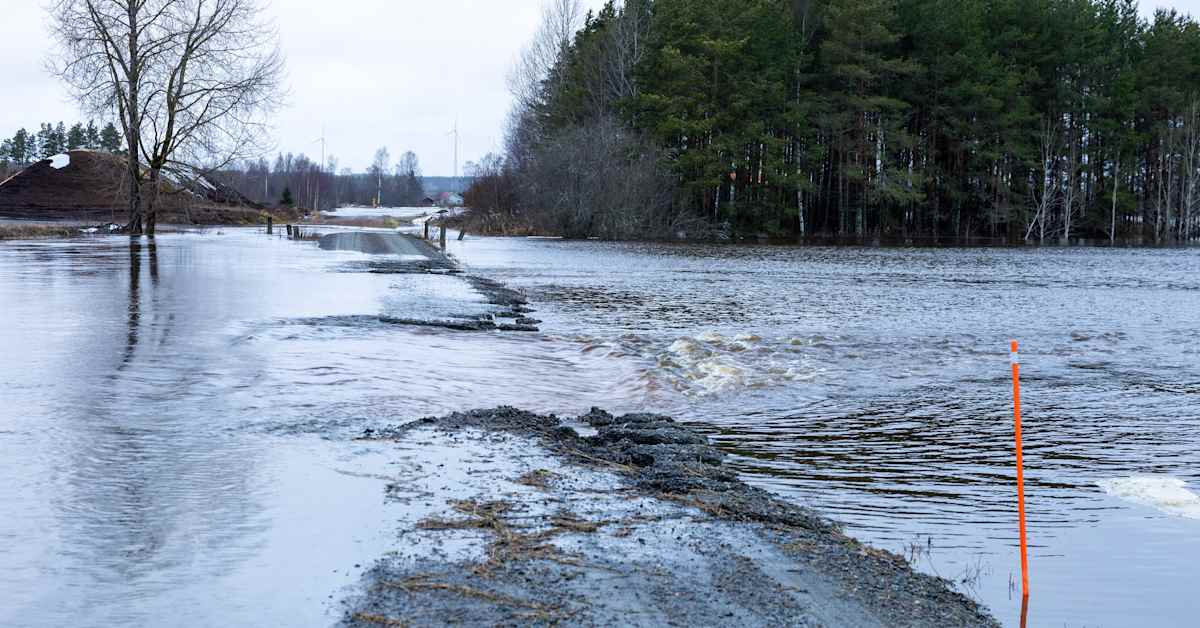 Tulvat katkaisivat teitä Kauhajoella – Jokimaassa asuvalle ...