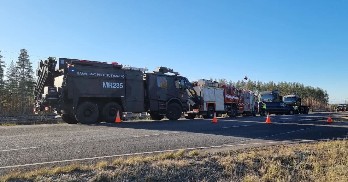 Varusmies kuoli, kun Puolustusvoimien ajoneuvo ajautui ulos tieltä ...