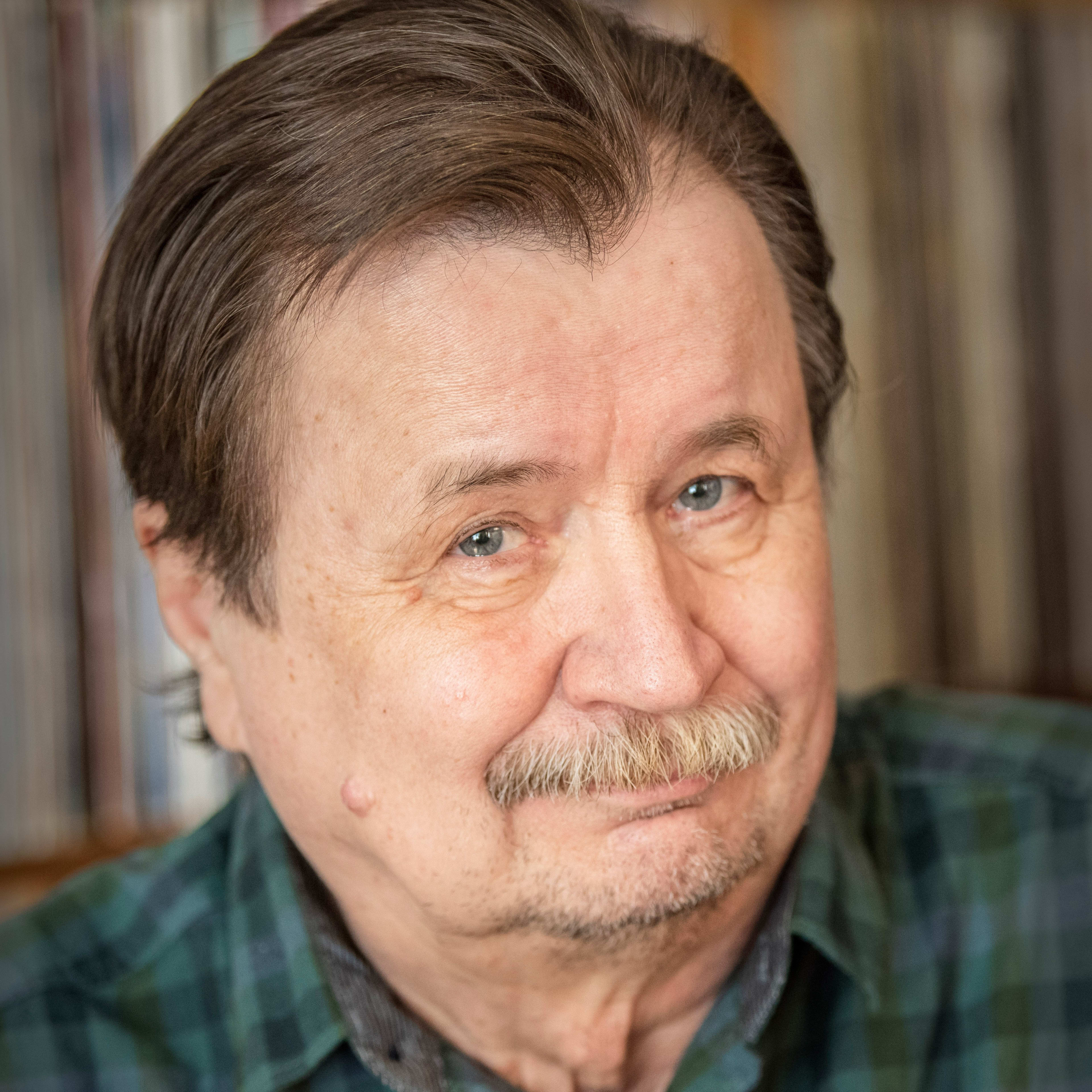 Musiikkia ilman raja-aitoja – Jake Nyman | Näistä levyistä en luovu | Yle Areena