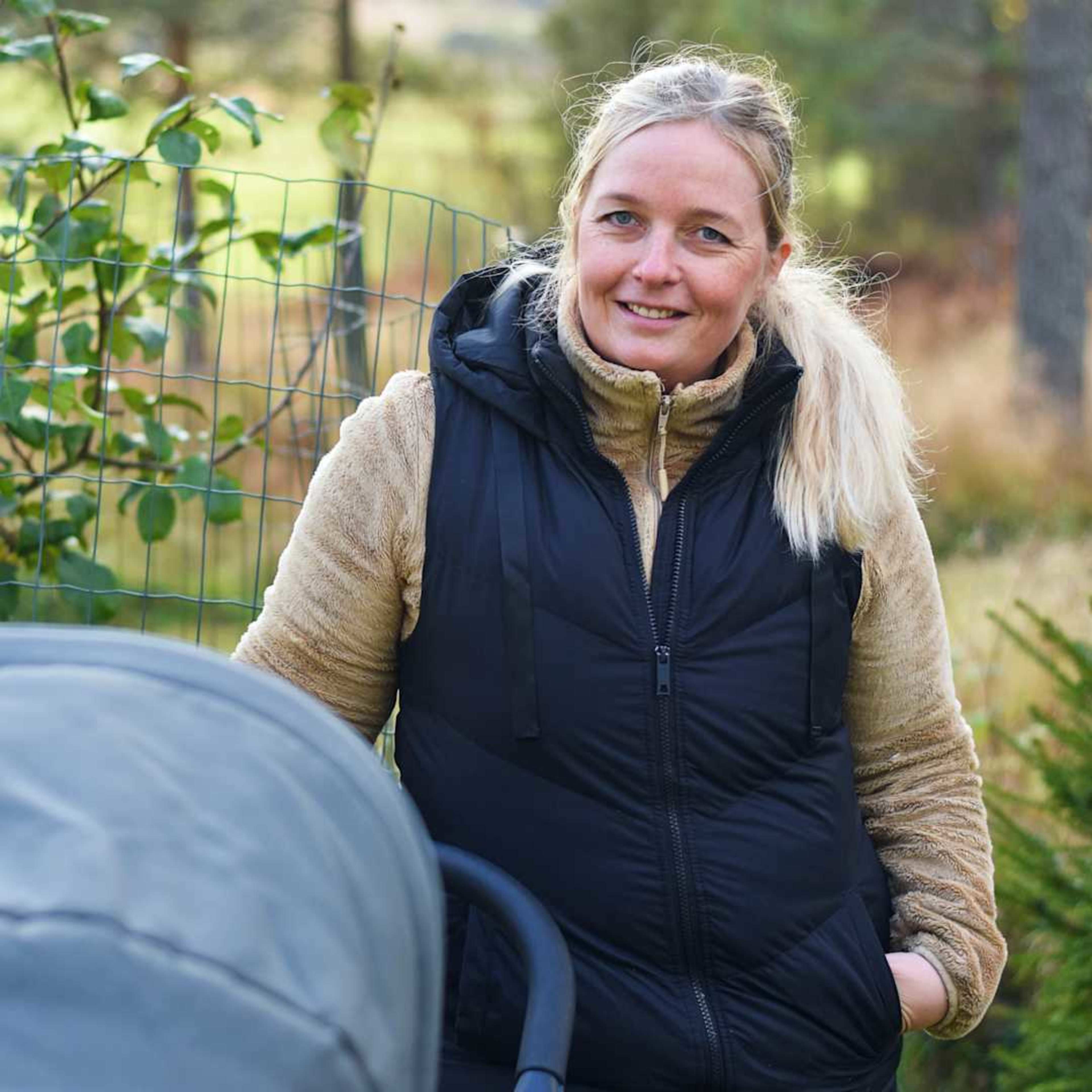 Ekenäsbon Ann-Sofie Lindholm samlar in namn för Lojo bb | Yle Vega Västnyland | Yle Areena