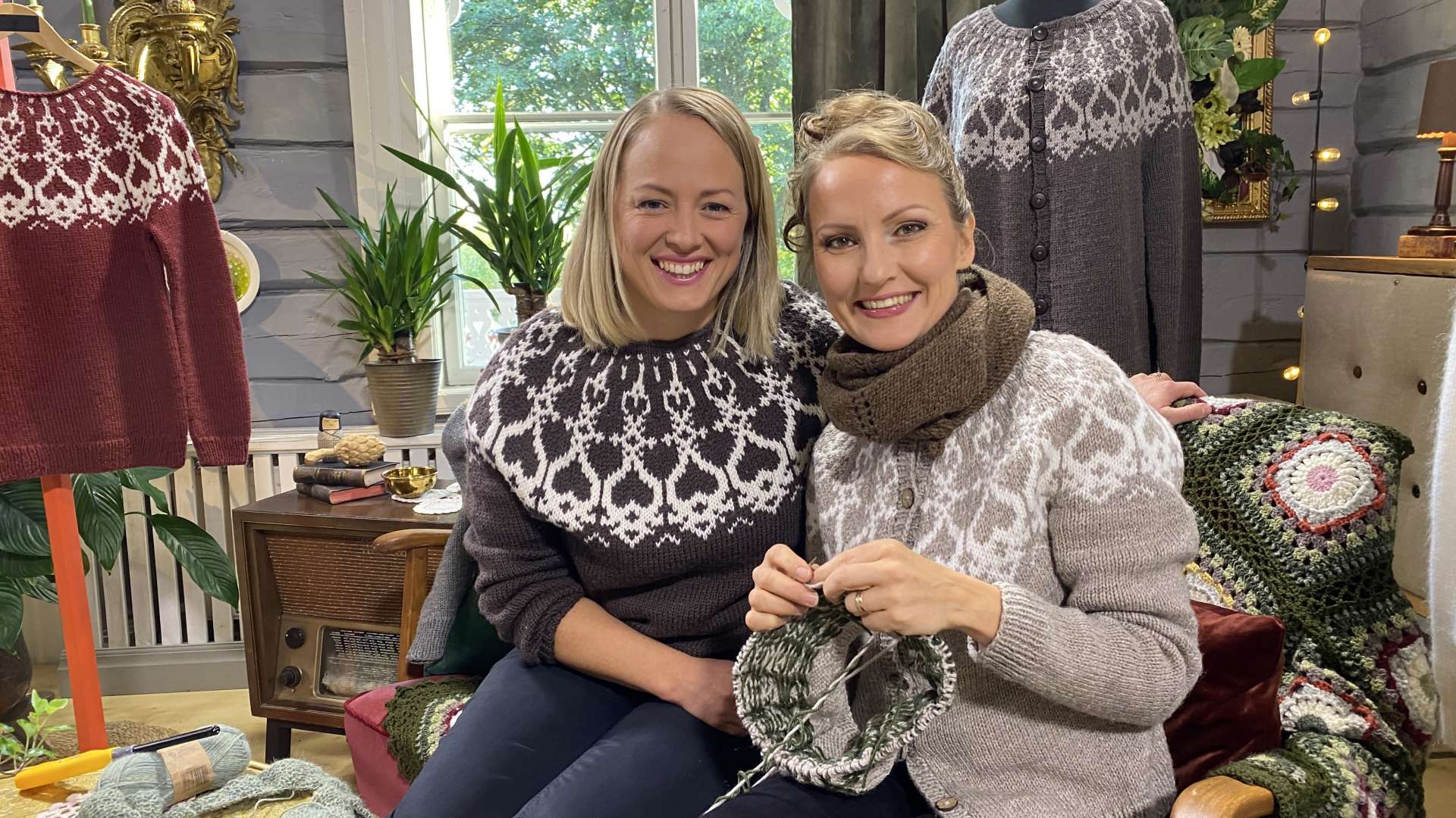 Neulotaan Strömsö-villapaita | Strömsö | Yle Areena