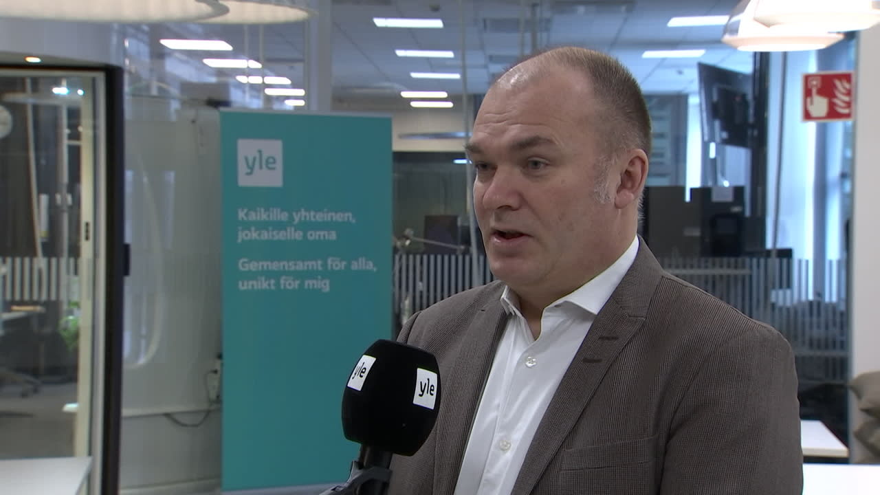 Tuomas Forsberg pääministerin ja presidentin rooleista ulkopolitiikan ...