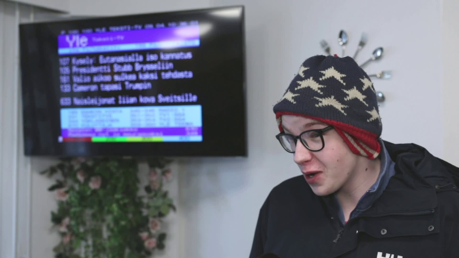 Ylen teksti-tv:stä haetaan uutisia ja urheilua : ”Simppeli ja tiivis ...