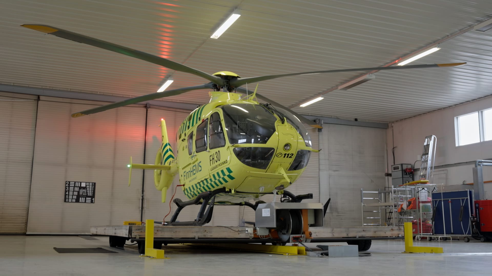 Läkarhelikoptern | Stora maskiner | Yle Arenan