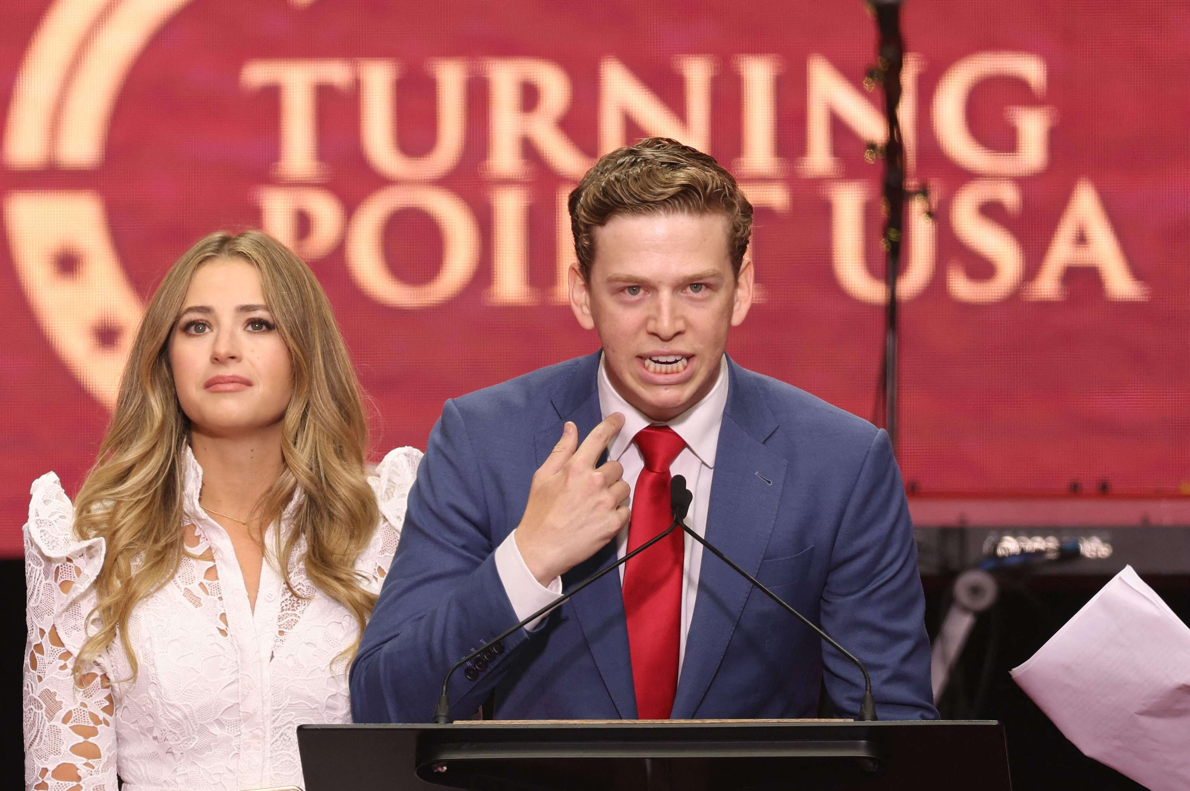 Charlie Kirkin ystävä ja kollega, Mikey McCoy puhui muistotilaisuudessa | Uutisvideot | Yle Areena