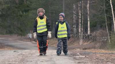 Kohti koulua - ekaluokkalaisen jännittävä matka Pikku Kakkosessa – Pikku Kakkonen – yle.fi