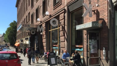 KOM-teatteri – 52 vuotta kantaaottavaa ja taiteellisesti ...