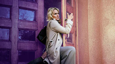 Tiina Lymin sysimusta draamakomedia Queen of Fucking Everything Yle Areenassa 1.1.2025 – Ylen ...