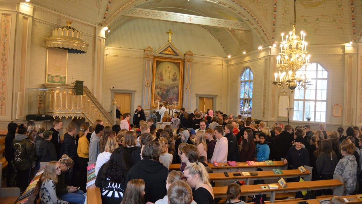 Höstdagarna samlade ungdomar från hela Svenskfinland – Tro – svenska.yle.fi