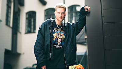 Lukas Leon kuittaa epäilijöilleen: “Älä ikinä puske ketään alas” – YleX ...