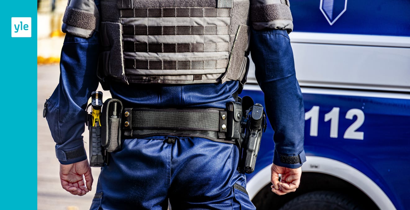 Man hotade busspassagerare i Reso med handgranat – polisen förtegen om ... Man hotade busspassagerare i Reso med handgranat – polisen förtegen om ...