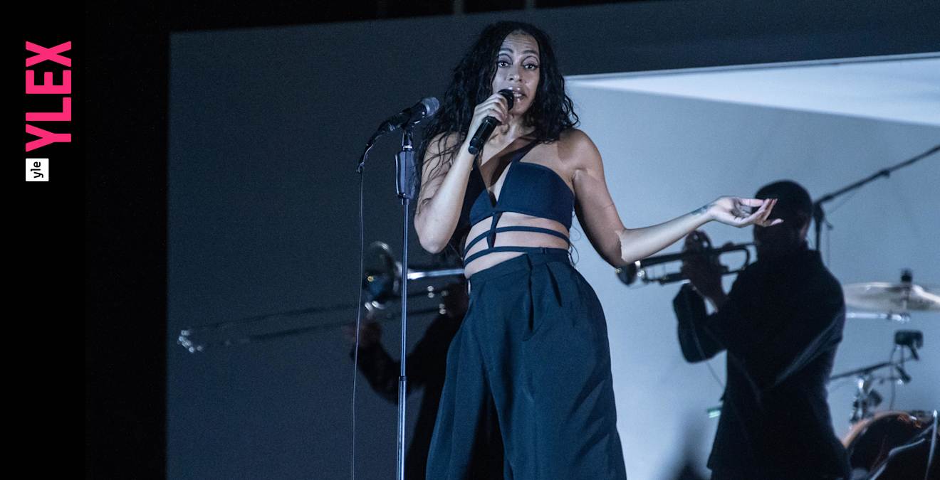 Solange osoitti, ettei Cardi B:tä kaivattu Flow'n illassa – eikä edes ...