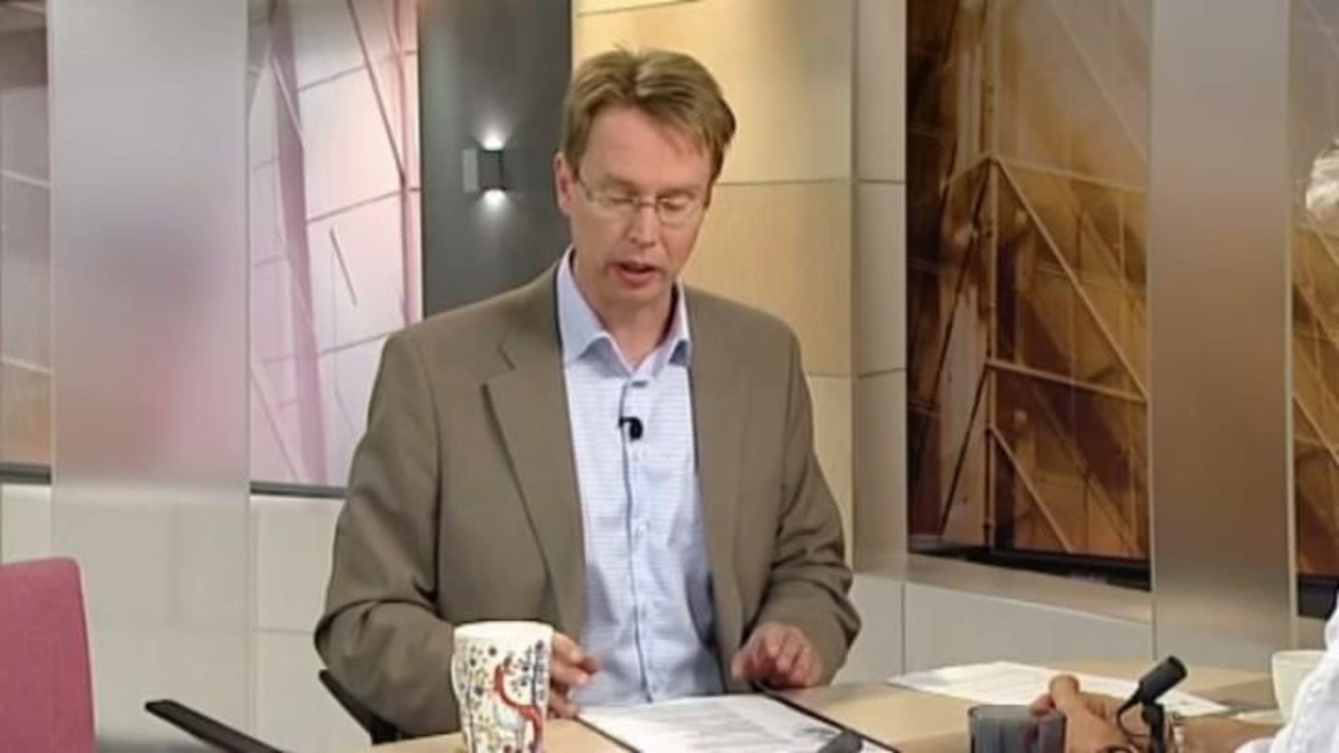 Maahanmuuttoministeri Astrid Thorsin haastattelu | Yle Areena