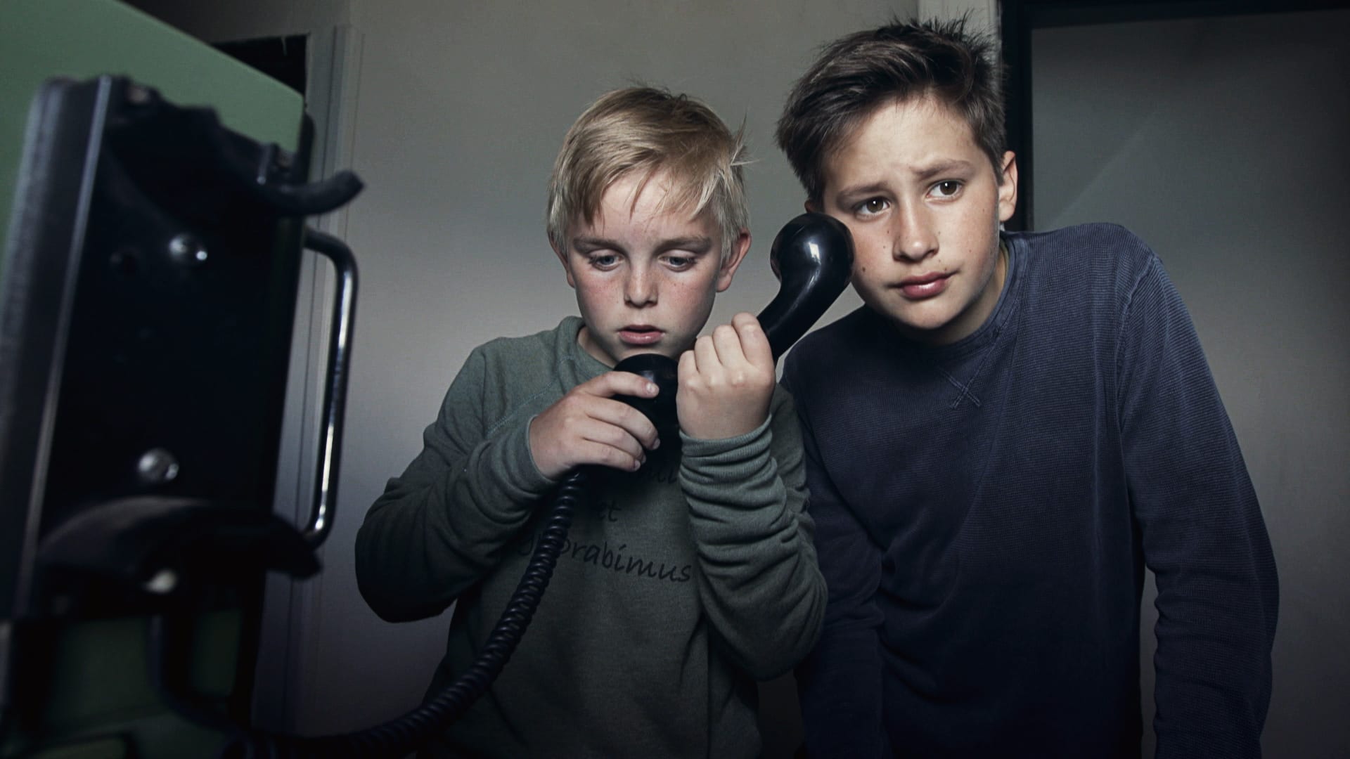 K1, J4: Musta mies | Mysteerisaari | Yle Areena