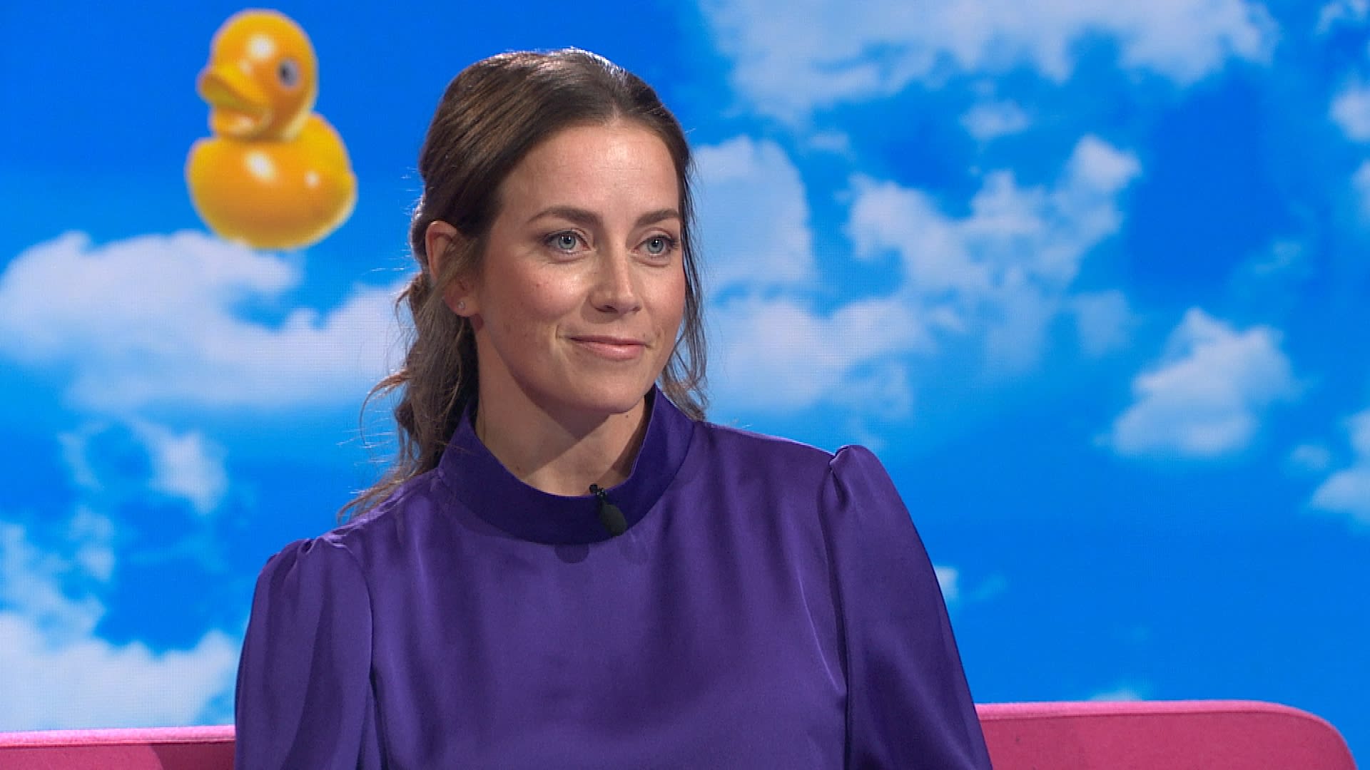 Iina Kuustonen | Puoli seitsemän | Yle Areena