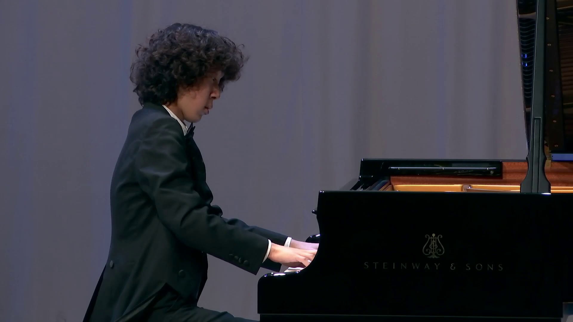 Hao Wei Lin: Cécile Chaminaden konserttietydi "Automne" op. 35/2 | Maj Lind -pianokilpailu 2022 ...