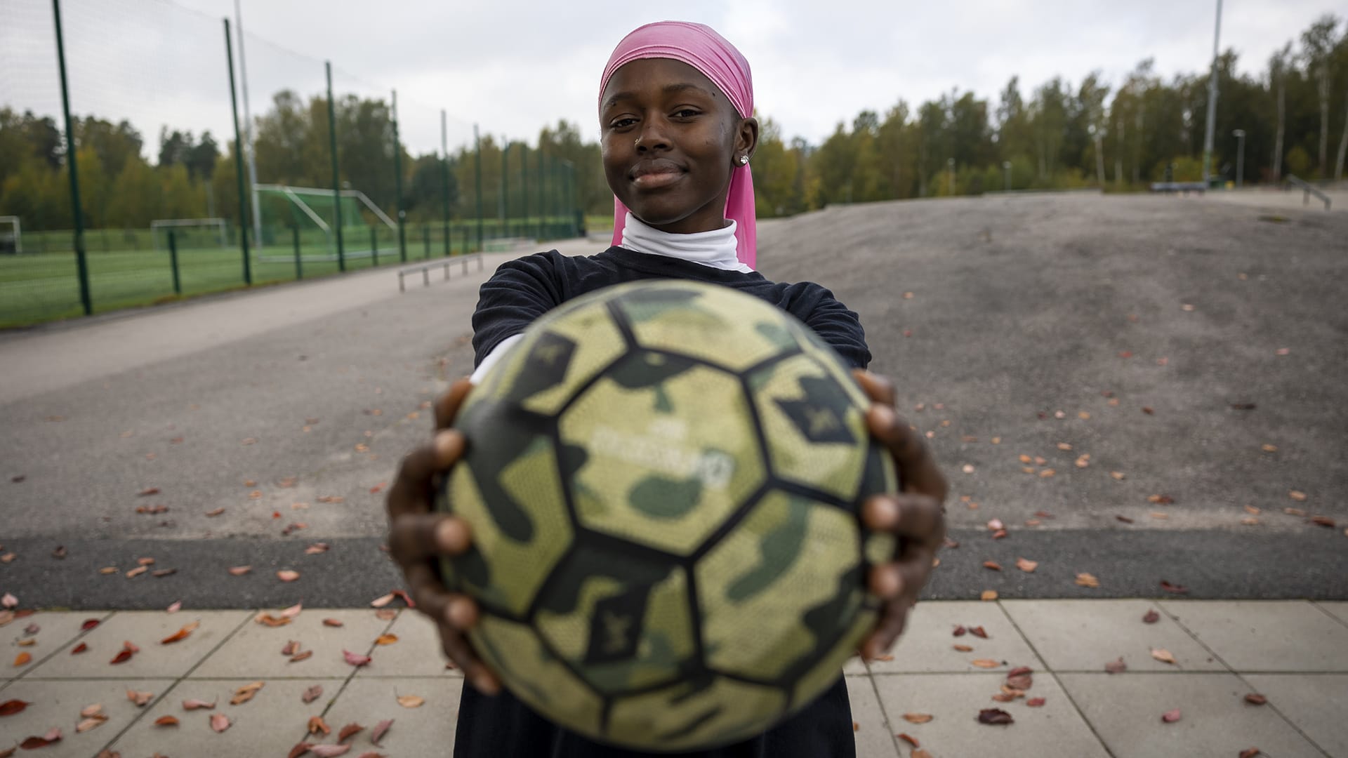 Lubna Omar innostui freestyle-futiksesta ja pomputteli tiensä Afrikan mestaruuskilpailujen ...