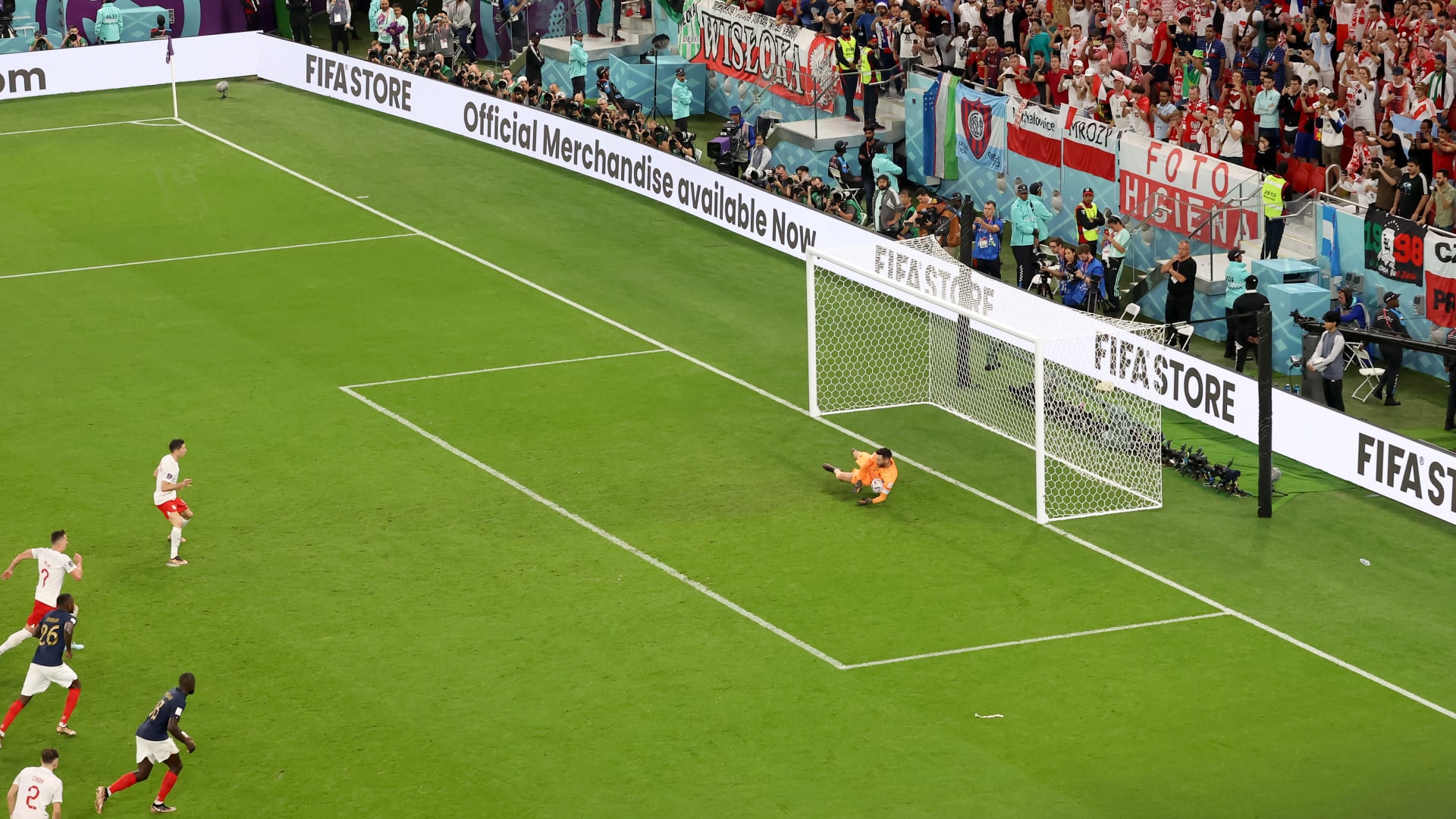 Hugo Lloris varasti – Puolan pilkku uusiksi | FIFAn jalkapallon MM 2022 ...