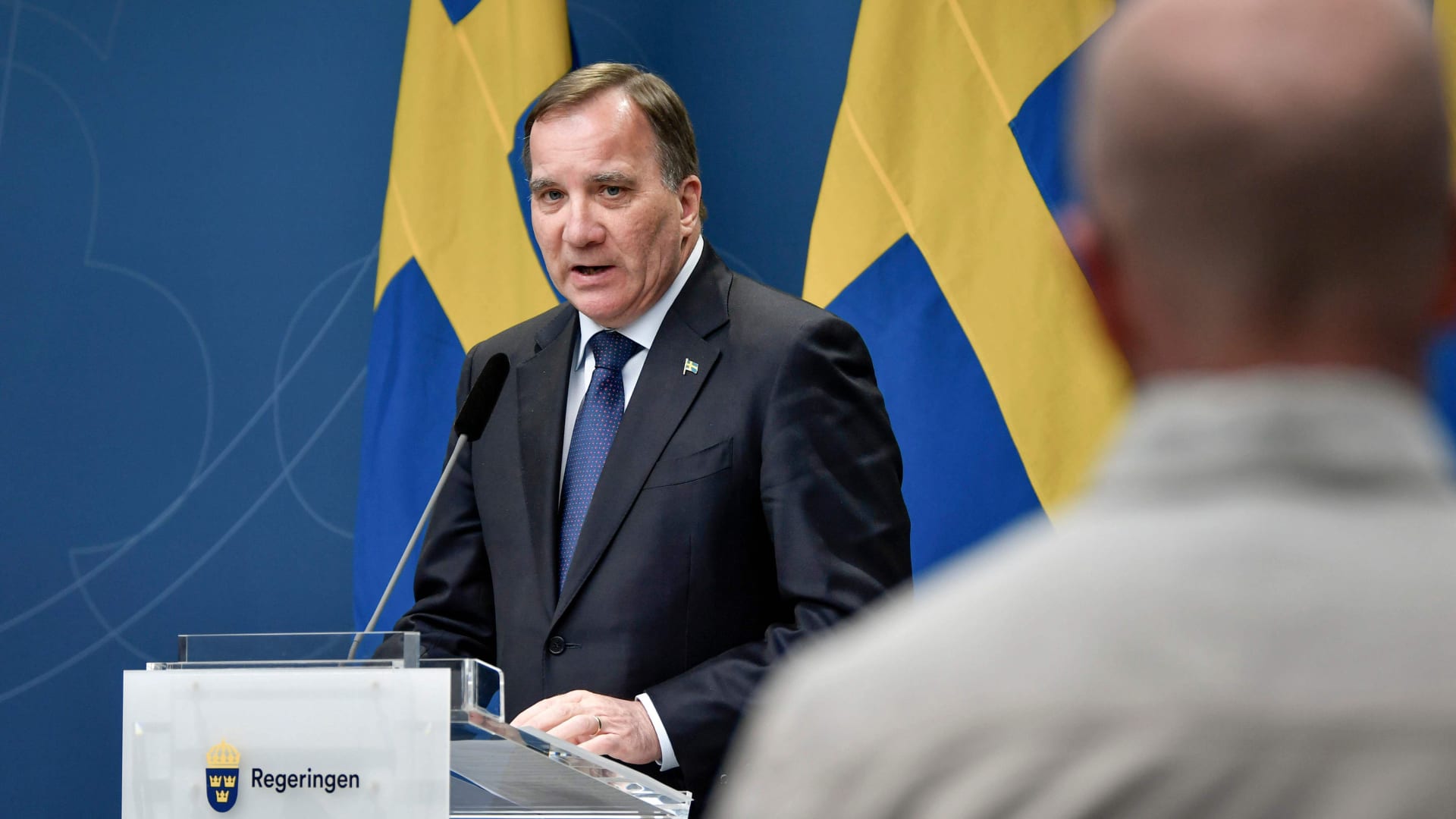 Svenska statsministern och utrikesministern informerar om det senaste ...