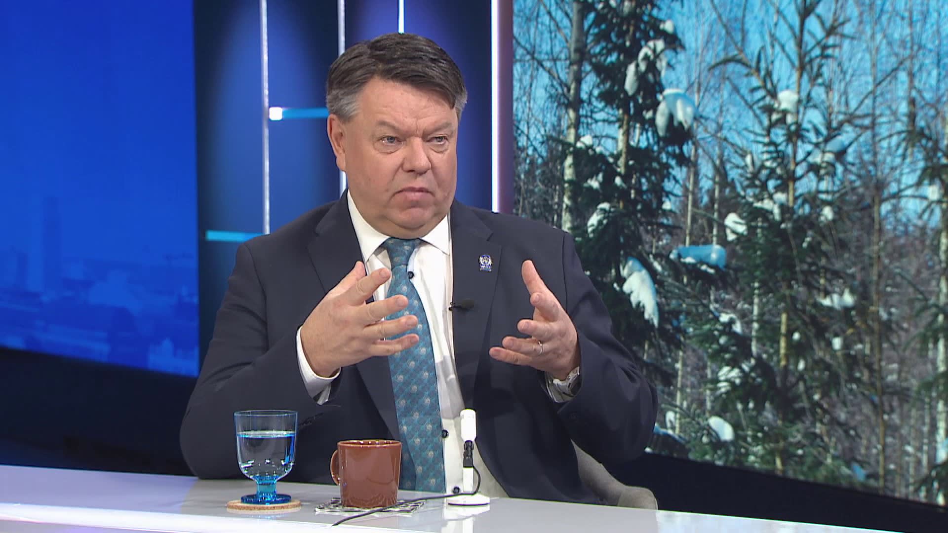 Onko Suomessa vähennettävä hakkuita, Petteri Taalas? | Uutisvideot | Yle Areena
