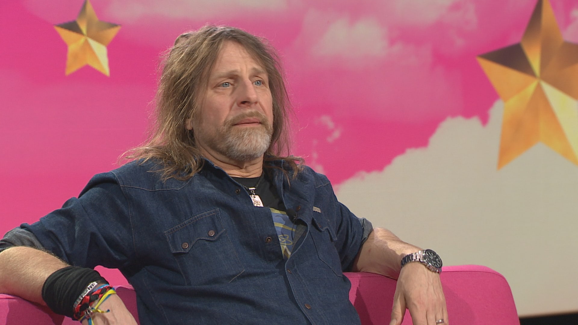 Jone Nikula | Puoli seitsemän | Yle Areena