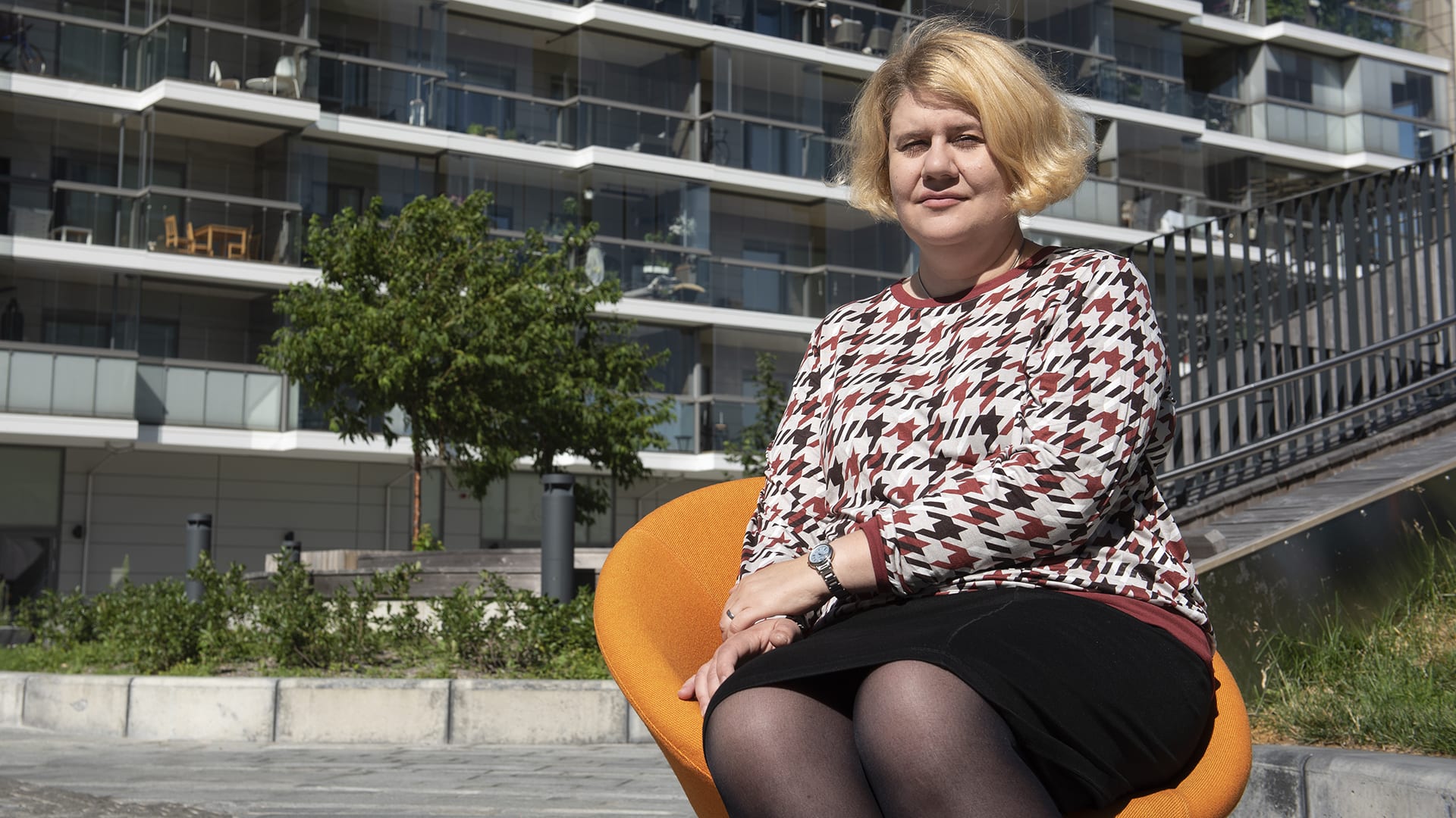 Viedäänkö Ukrainaan aseita vai rauhaa, Maria Mekri? | 8 minuuttia | Yle ...