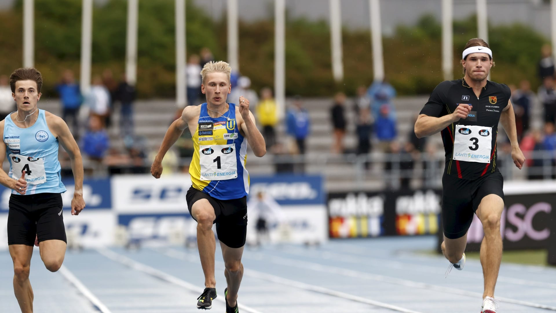 Santeri Örn yllätti Samuli Samuelssonin 100 metrillä | Kalevan kisat ...