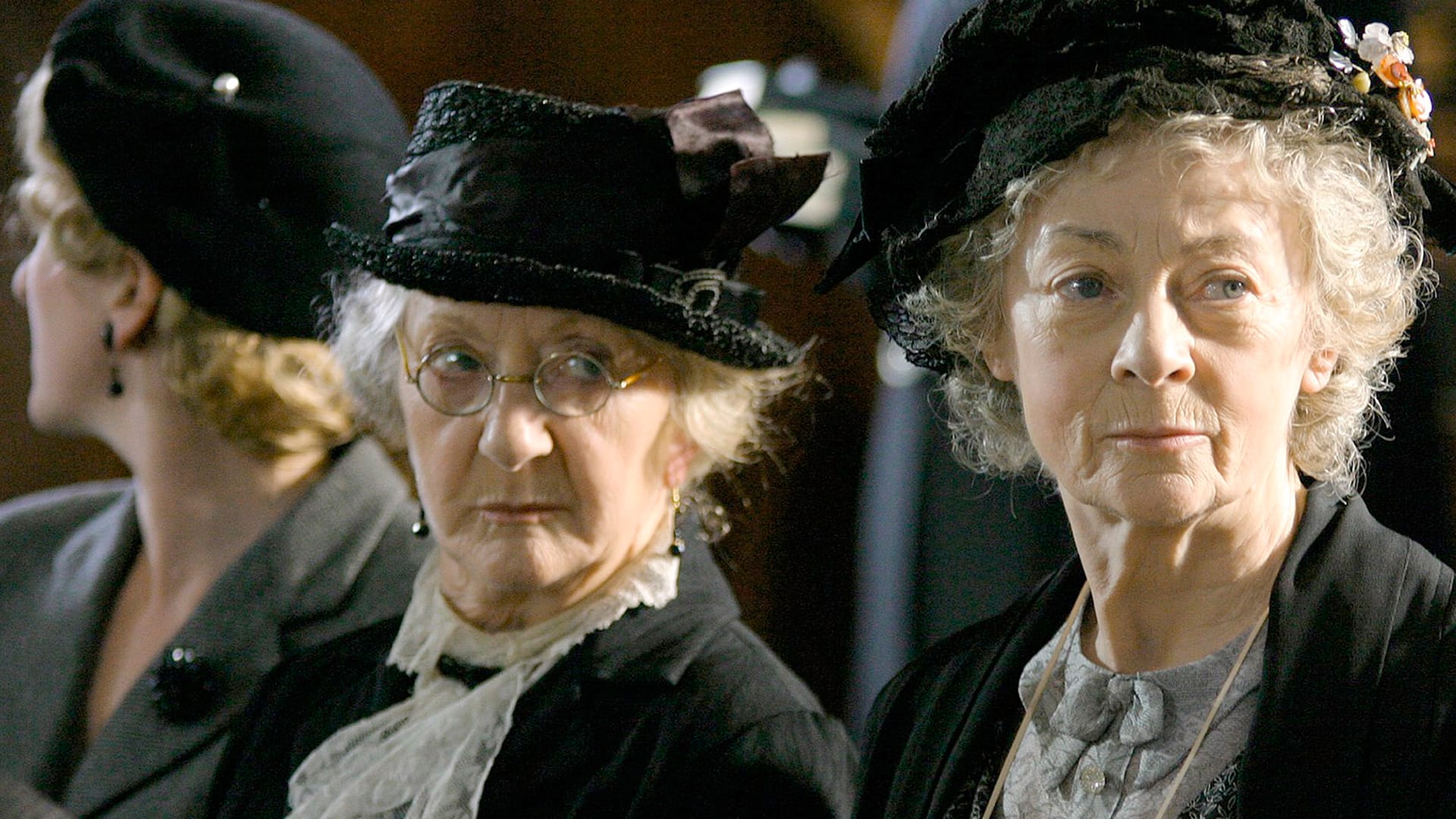 K2, J2: Syyttävä sormi (12) | Neiti Marple | Yle Areena