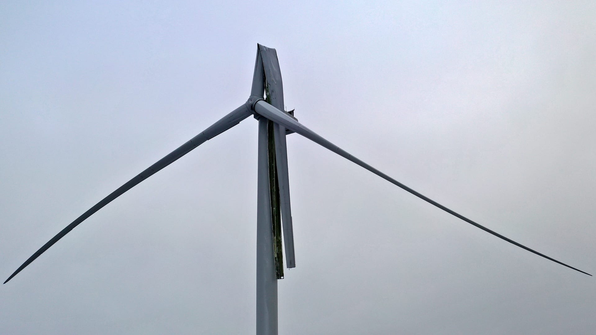 Tuulivoimalan siipi putosi maahan Mustasaaressa | Yle Pohjanmaan videot ...