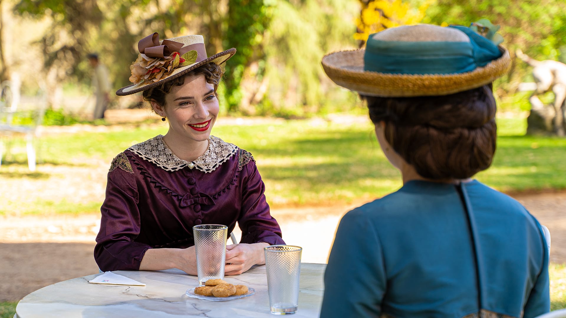 K2, J11: Puhemiehenä | La Promesa - Salaisuuksien kartano | Yle Areena