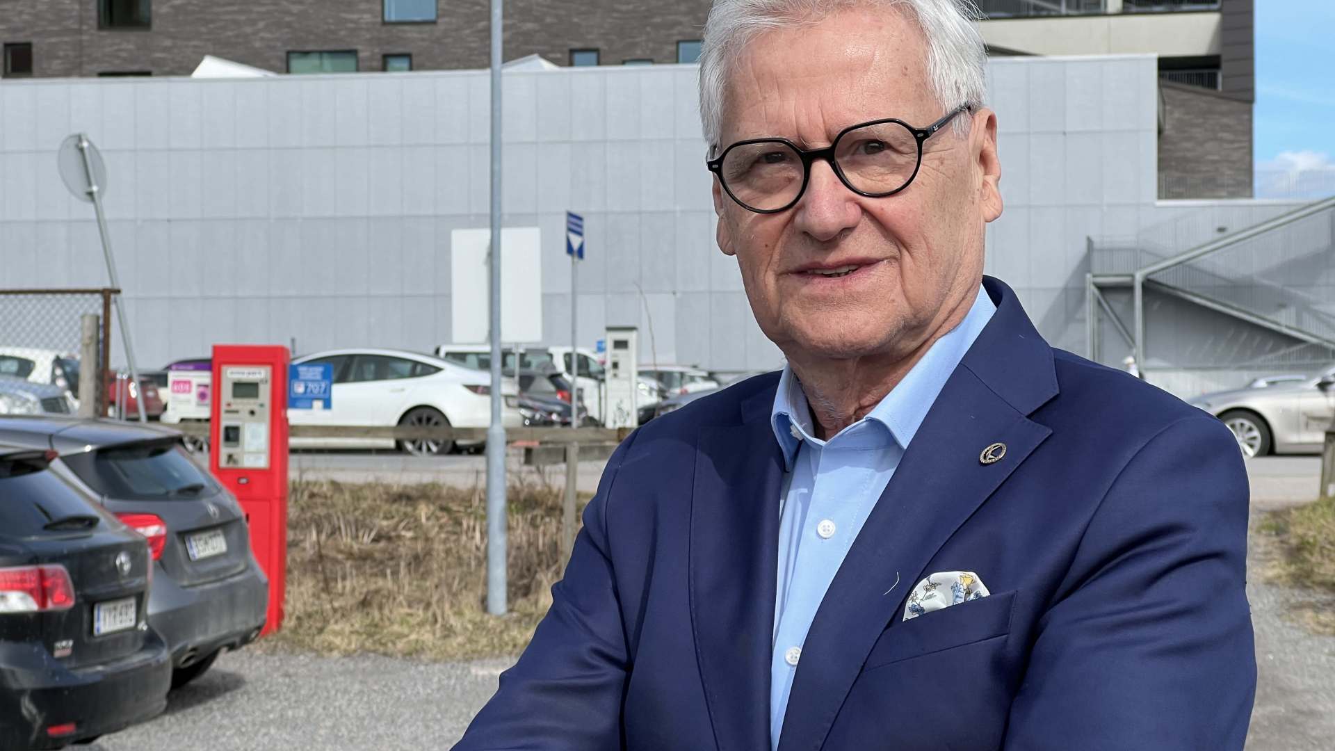 Eläkekeskustelussa turha asettaa lapsia ja eläkeläisiä vastakkain | Yle ...