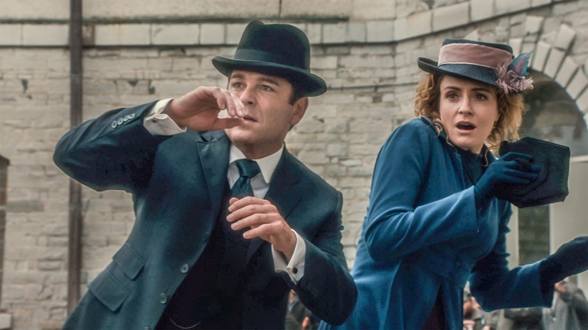 K13, J14: Ankara hiljaisuus | Murdochin murhamysteerit | Yle Areena