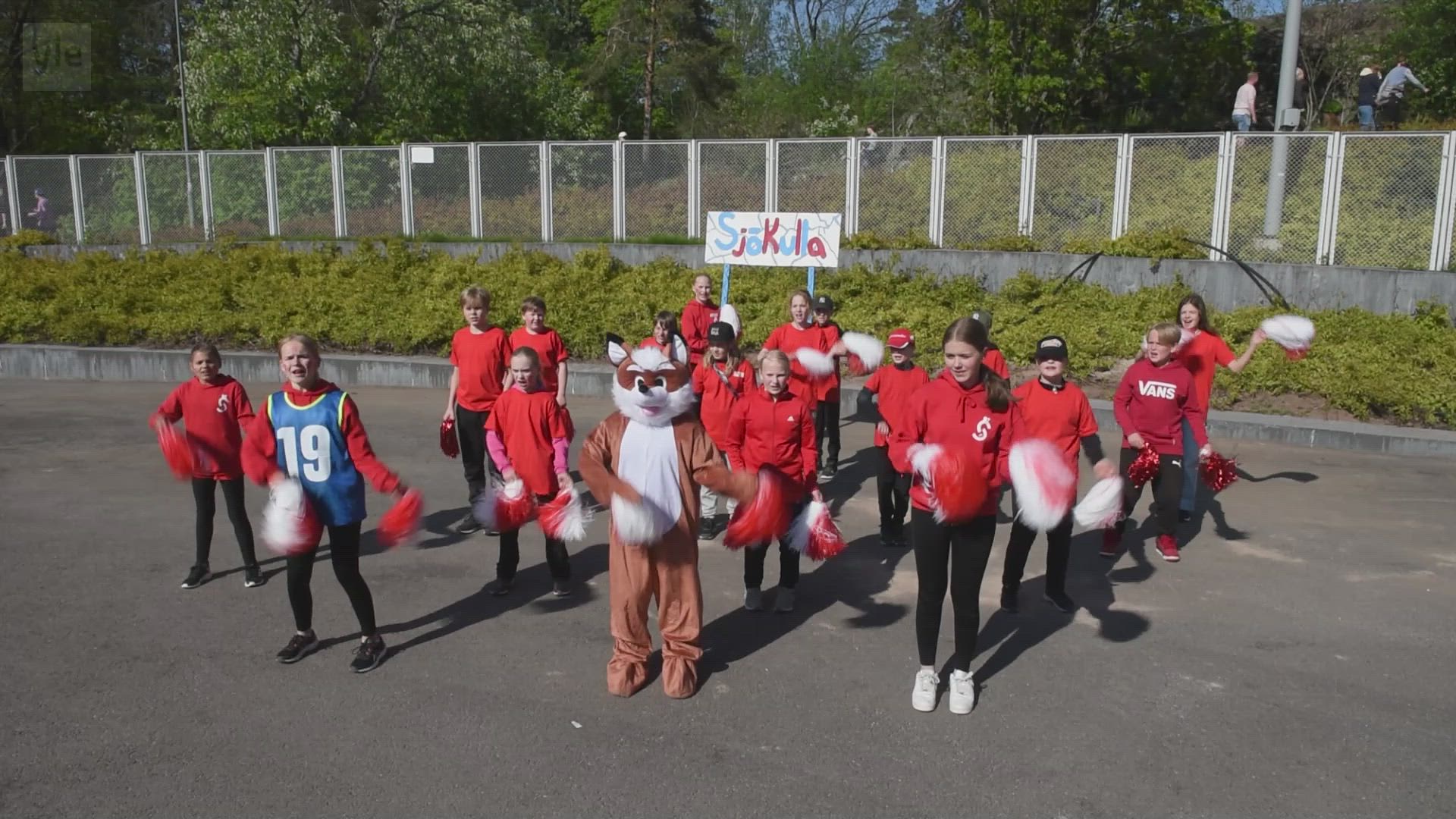 Sjökulla skola | Stafettkarnevalen 2023: Hejarklackar och maskotar ...