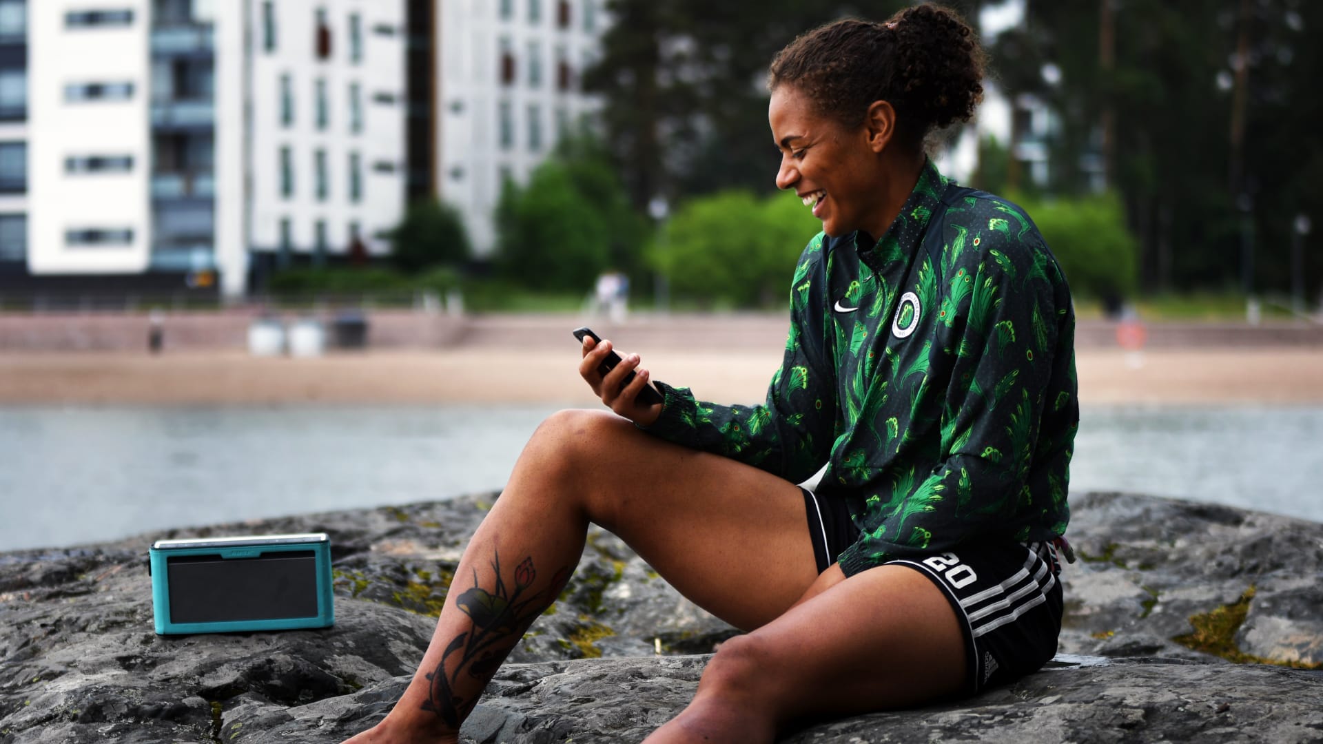 Roosa Ariyo jätti Suomen ja hyväksyi monikulttuurisen identiteettinsä ...